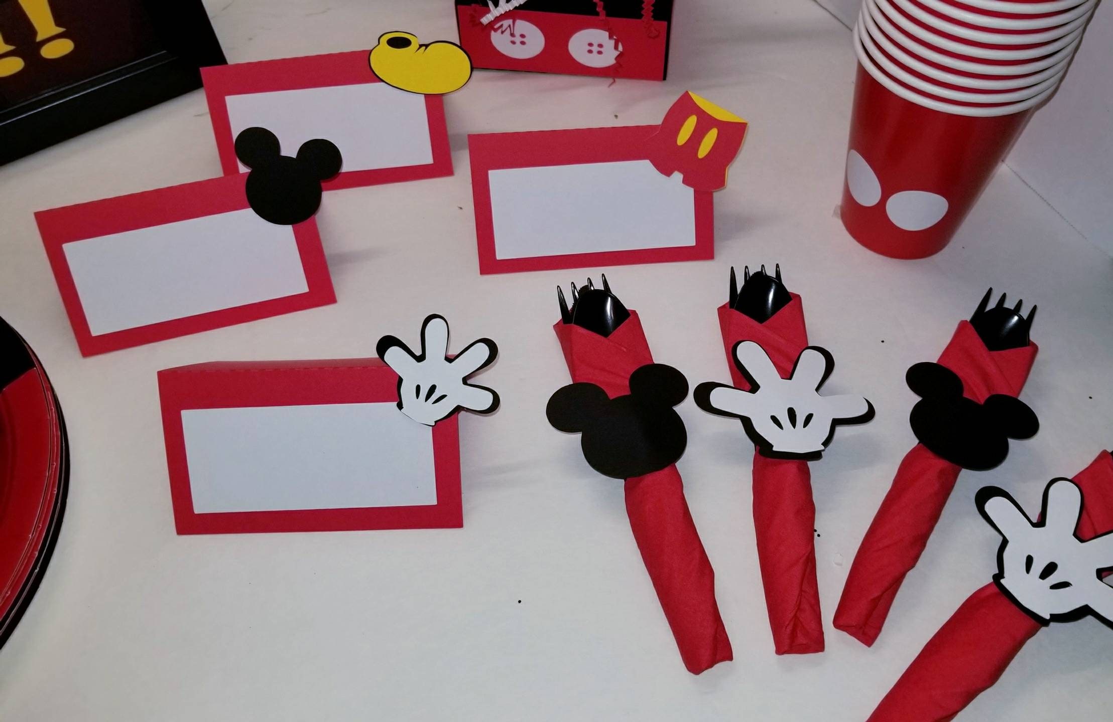 Mickey COMPLETE Table Set for 10. Cups Plates Straws | Etsy