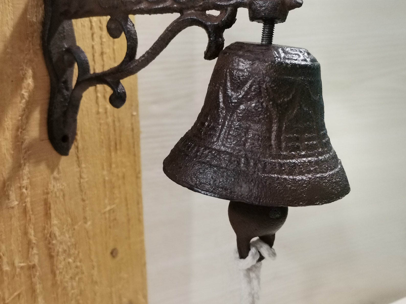 Cast Iron Wall Bell Dinner Bell Hanging Doorbell Farm - Etsy
