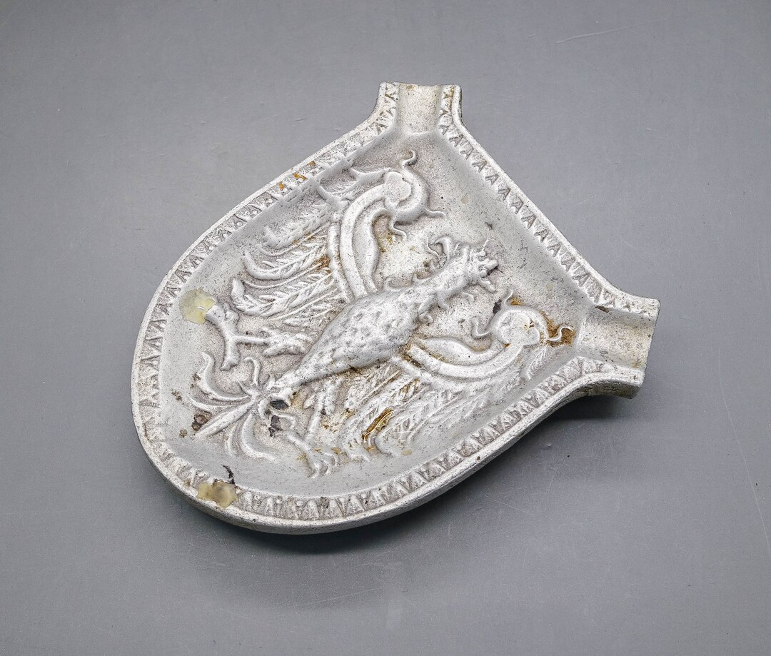 Vintage Polish Falcon Crest Ashtray: Silver Pewter or Cast Aluminum - Etsy