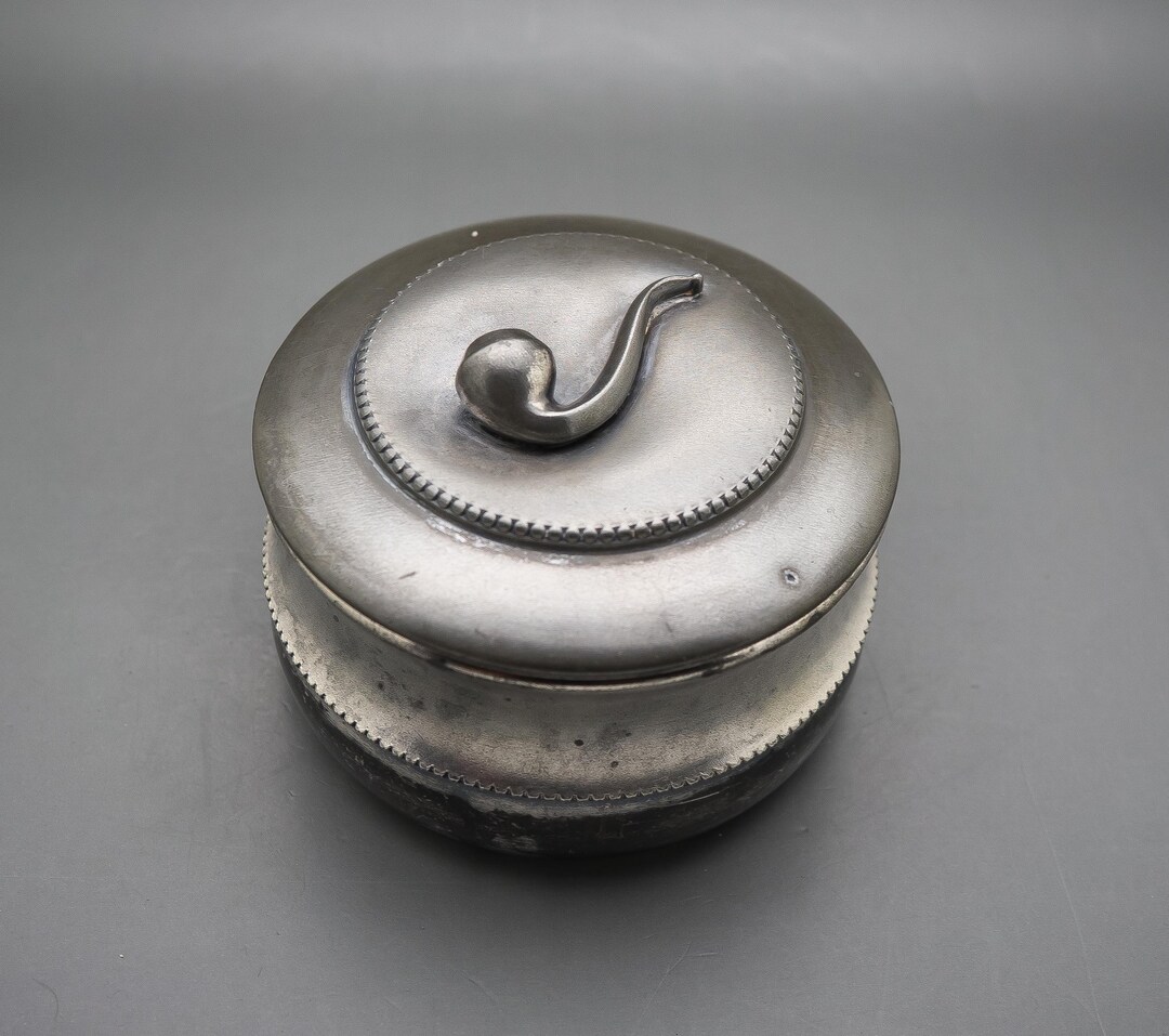 Antique Apollo Silver Company – Raised Pipe Silverplate Humidor ...