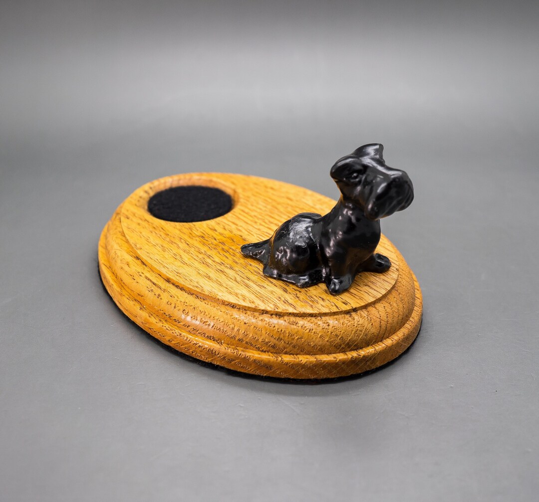 Vintage Oak Wood Base DUK-IT Scottie Single Pipe Rest Refinished and ...