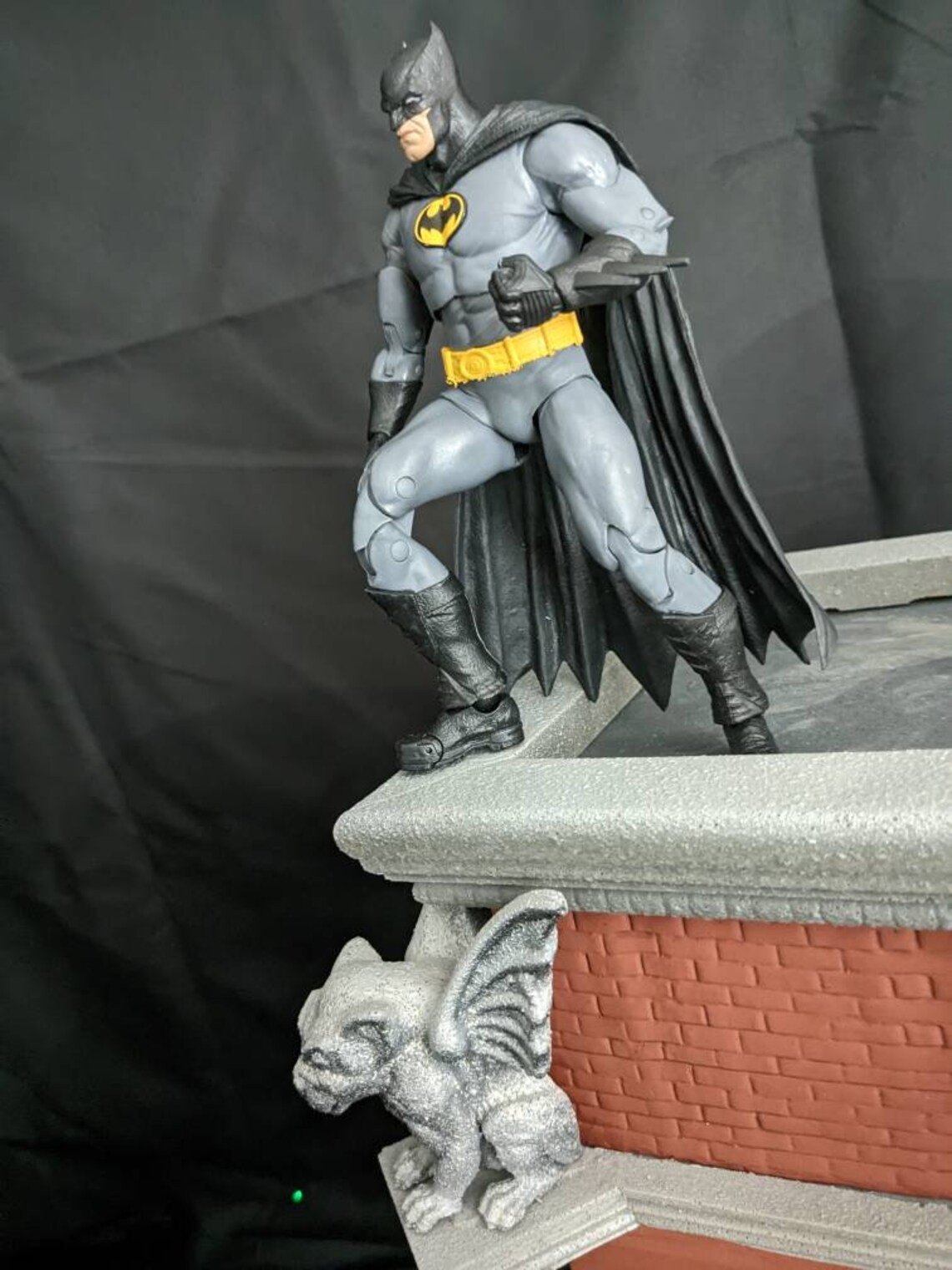 Batman ROOFTOP - Action Figure Display - Etsy