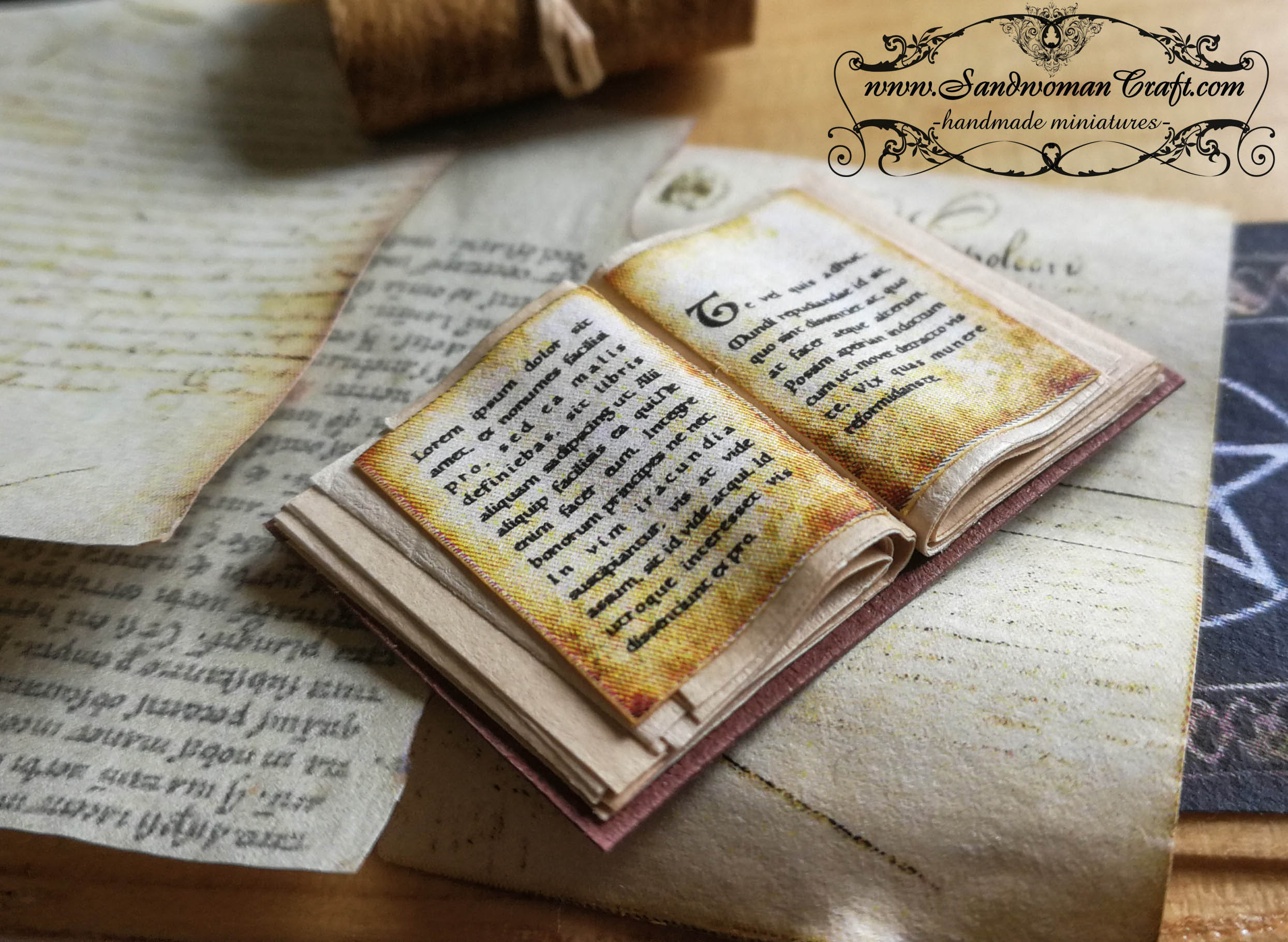 Miniature tiny open book-dollhouse miniatures-tiny little mini | Etsy