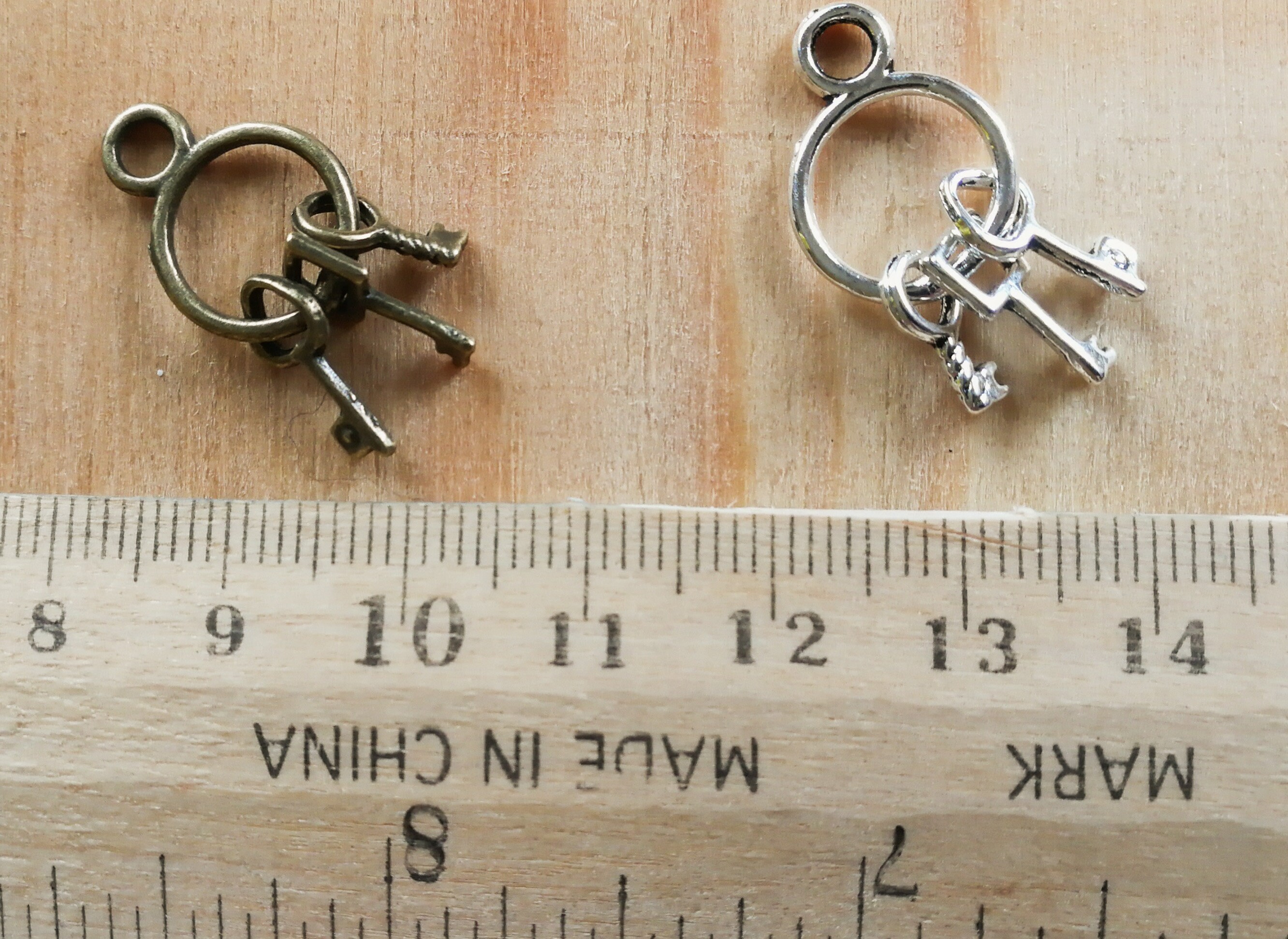 Dollhouse Miniatures-1:12 Scale-miniature Keys-set of Three Skeleton ...