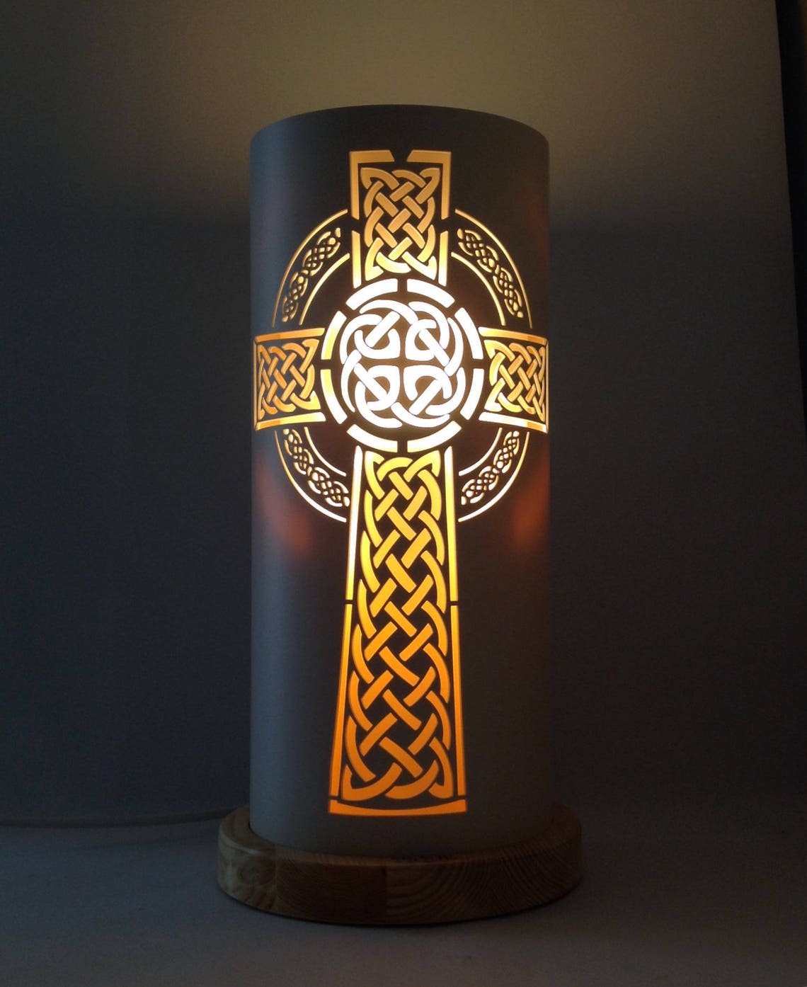 Irish Celtic Cross Table Lamp - Etsy UK