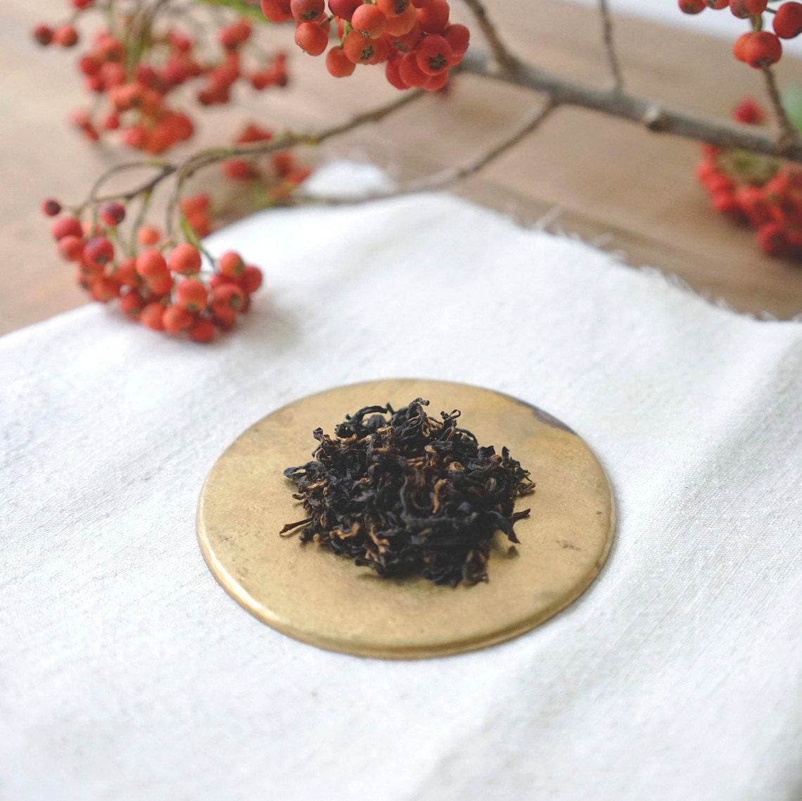 Wolf Tea Pink Canister / Tea Collection Honey Scented Black - Etsy