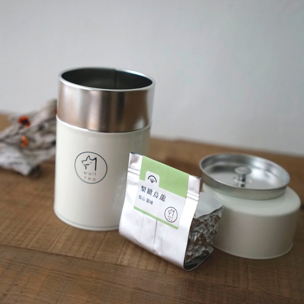 Wolf Tea White Exclusive Canister / Tea Collection Pear - Etsy
