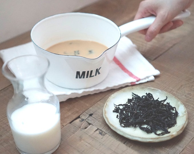 Wolf Tea Pink Canister / Tea Collection Honey Scented Black - Etsy