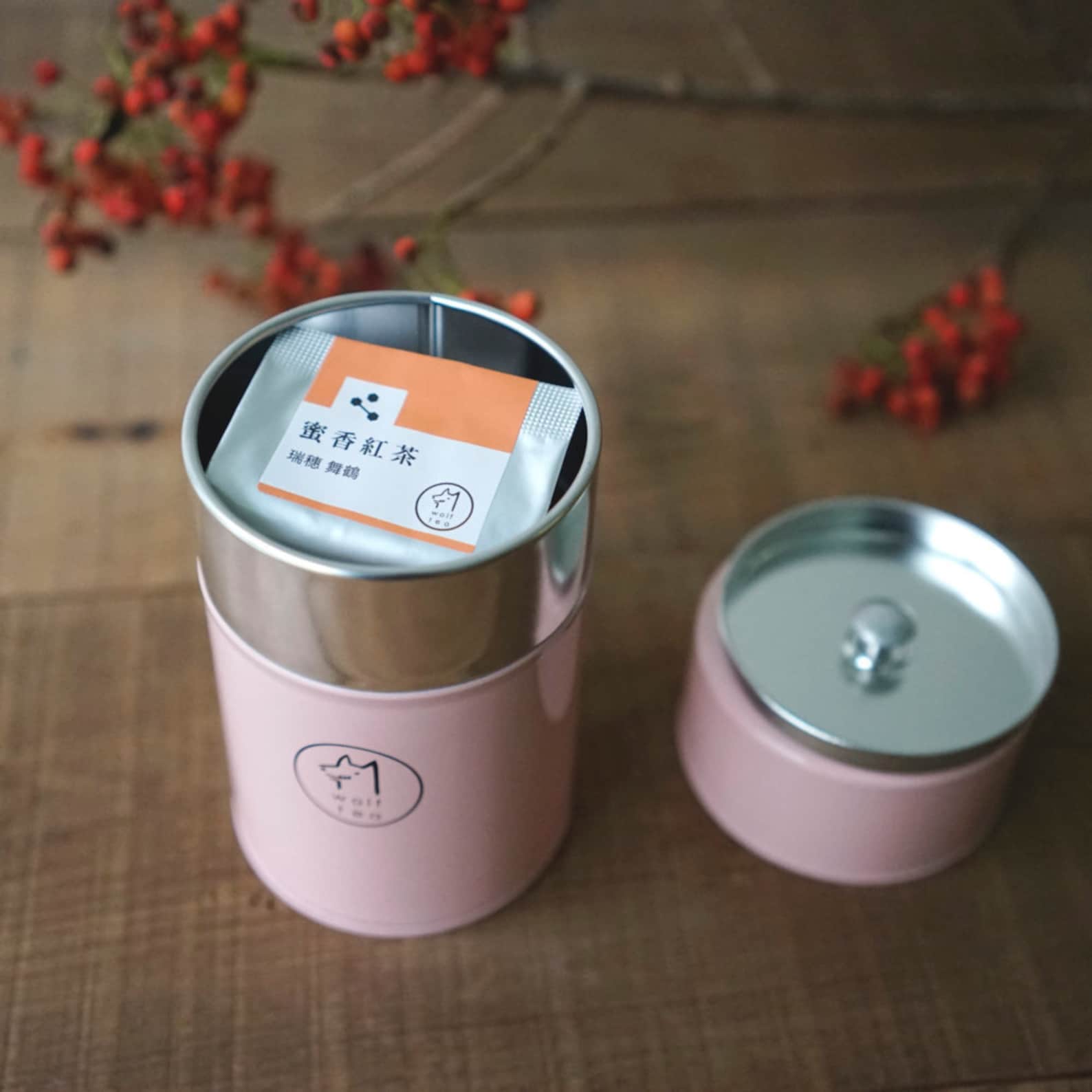 Wolf Tea Pink Canister / Tea Collection Honey Scented Black - Etsy