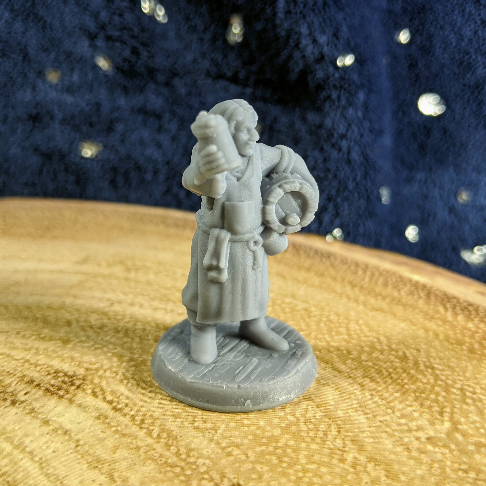 Friendly Barkeep | 3D Printed Tavern Keeper Miniature | Greater for ...