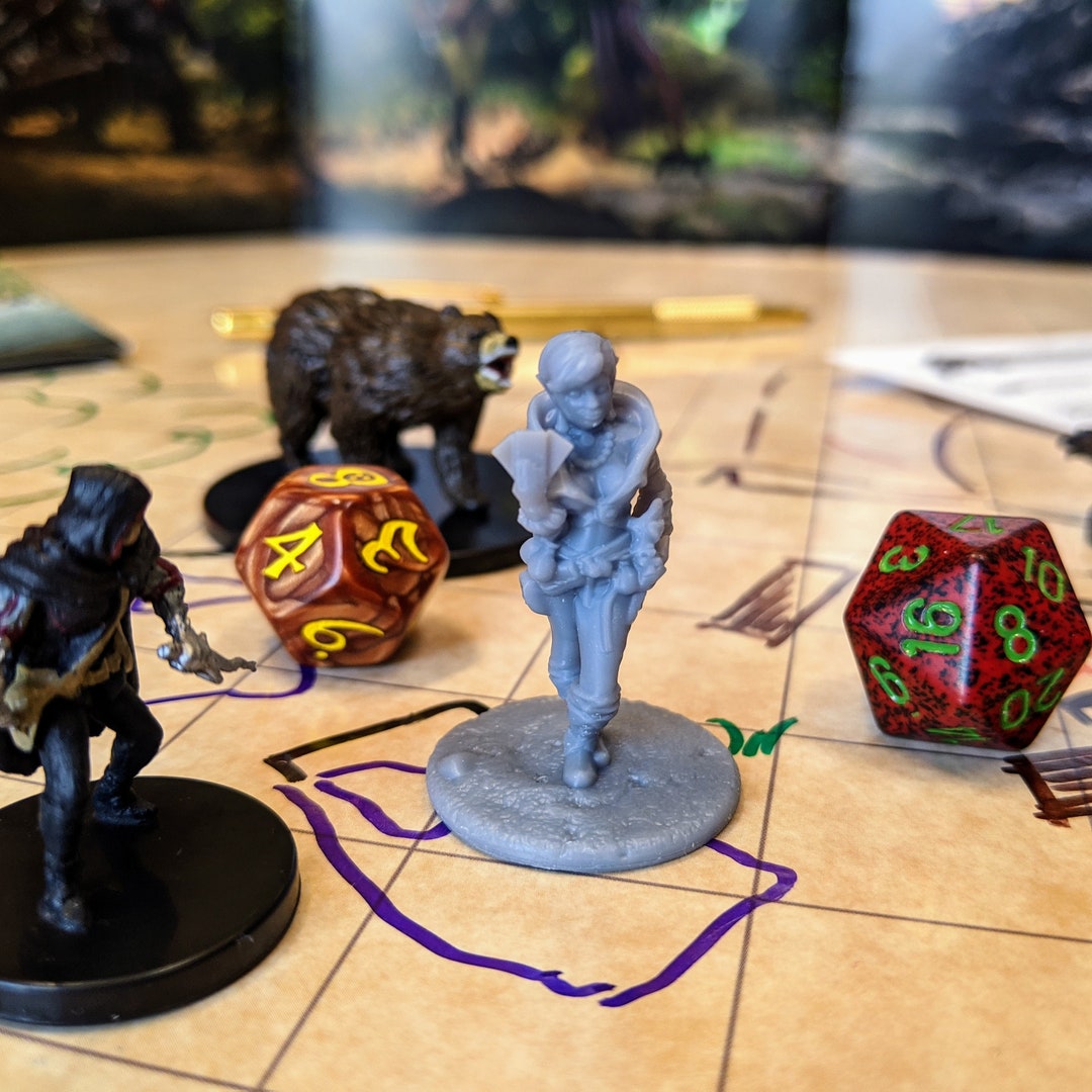 Elven Trickster Miniature: 3D Printed Resin Model for D&D - Etsy