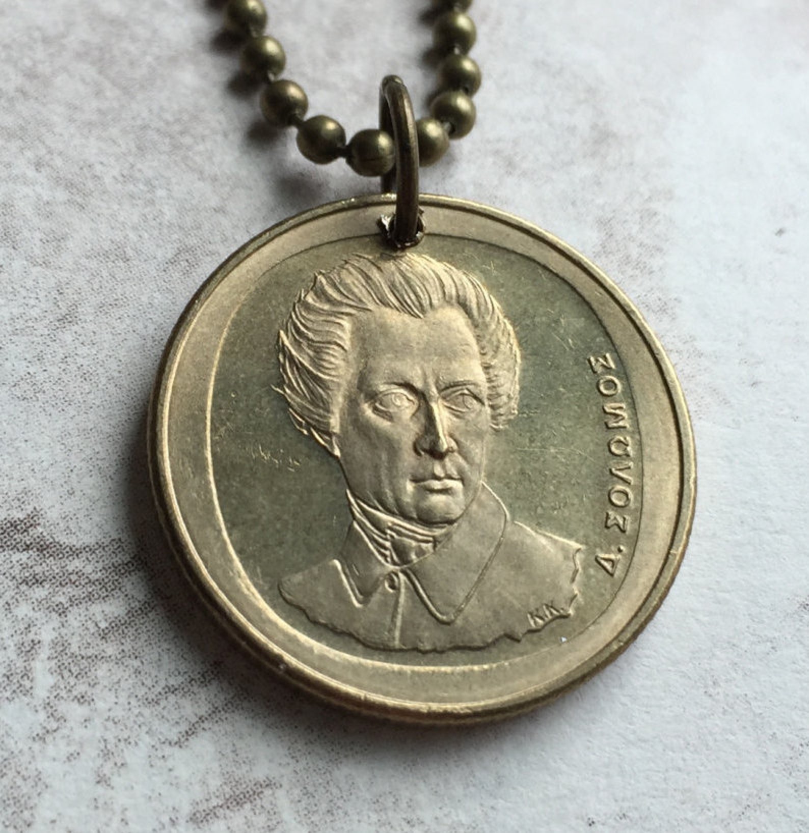 GREECE 2000 GREEK Eaahnikh Ahmokpatia Coin Pendent on a 24 Inch Chain ...