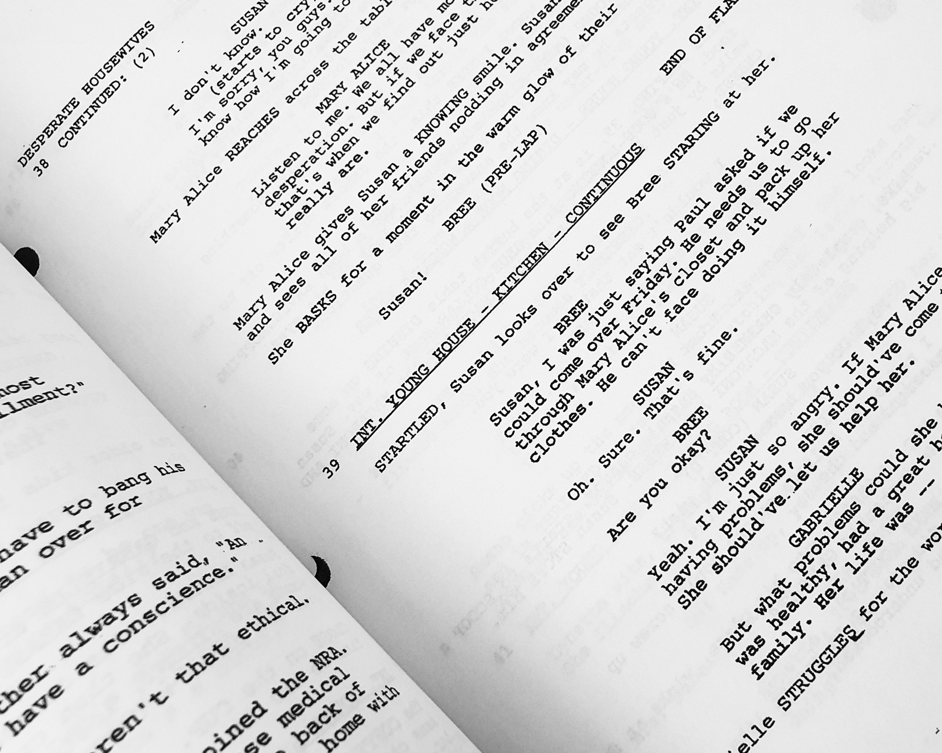 Desperate Housewives TV Show Pilot Script, Screenplay With Signatures ...