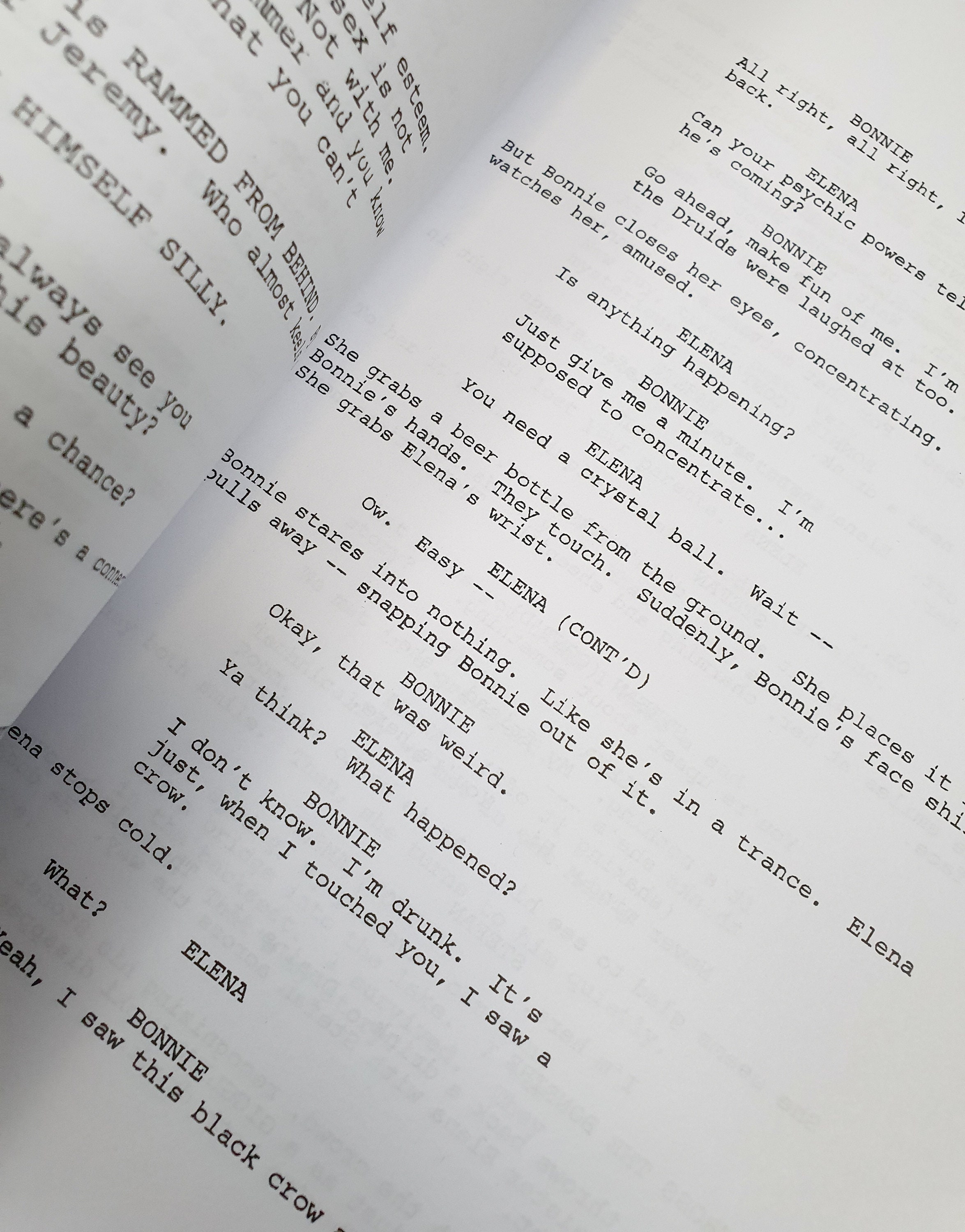 The Vampire Diaries Pilot TV Script Screenplay With Signatures ...