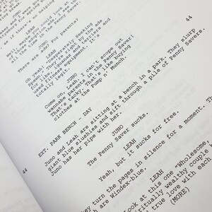 Juno Movie Script Screenplay Signatures Autograph Reprint Ellen Page ...