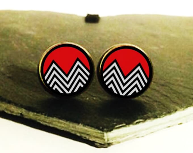 Embry Necklace - Etsy