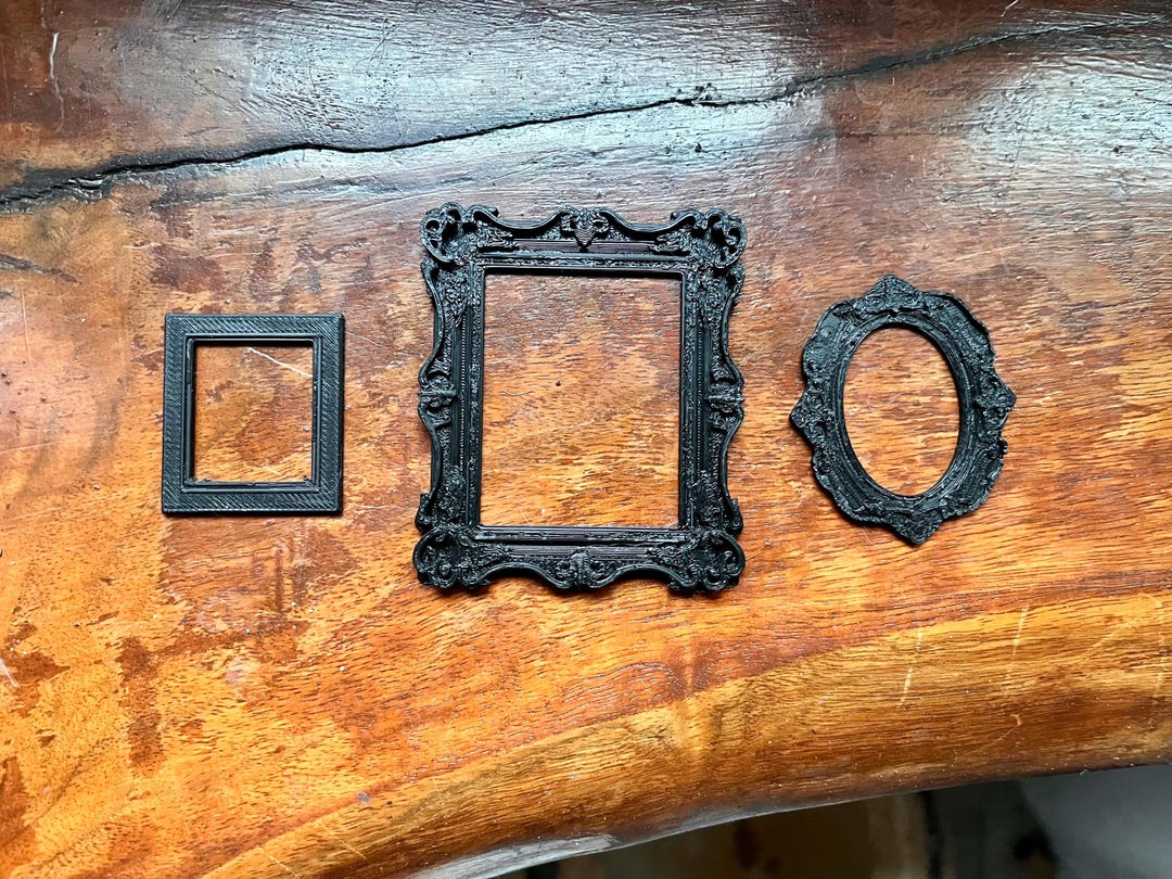 Miniature Picture Frames for Dollhouse, Set of 3, Scale 1:12, Black ...