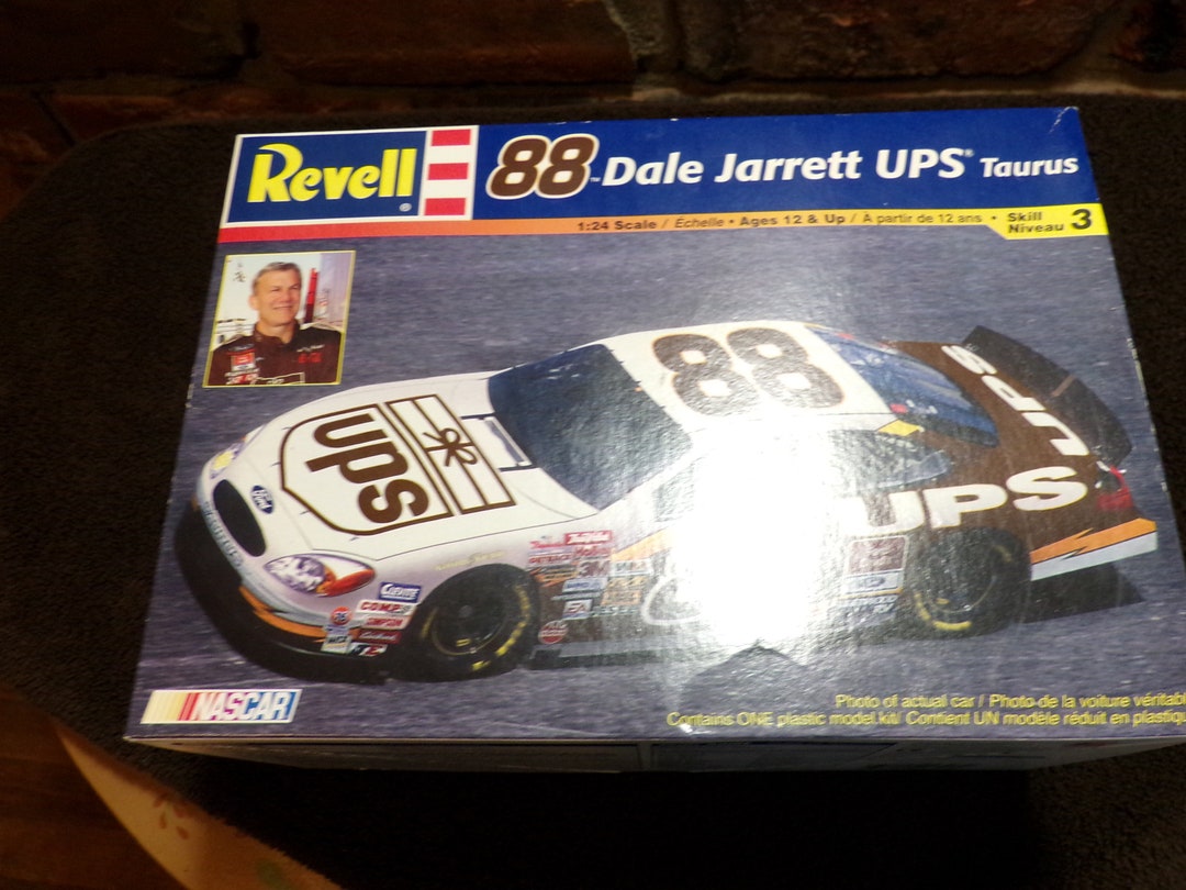 Vintage Revell, 2002, Dale Jarrett UPS 88, Taurus, NASCAR, 85 2398 ...