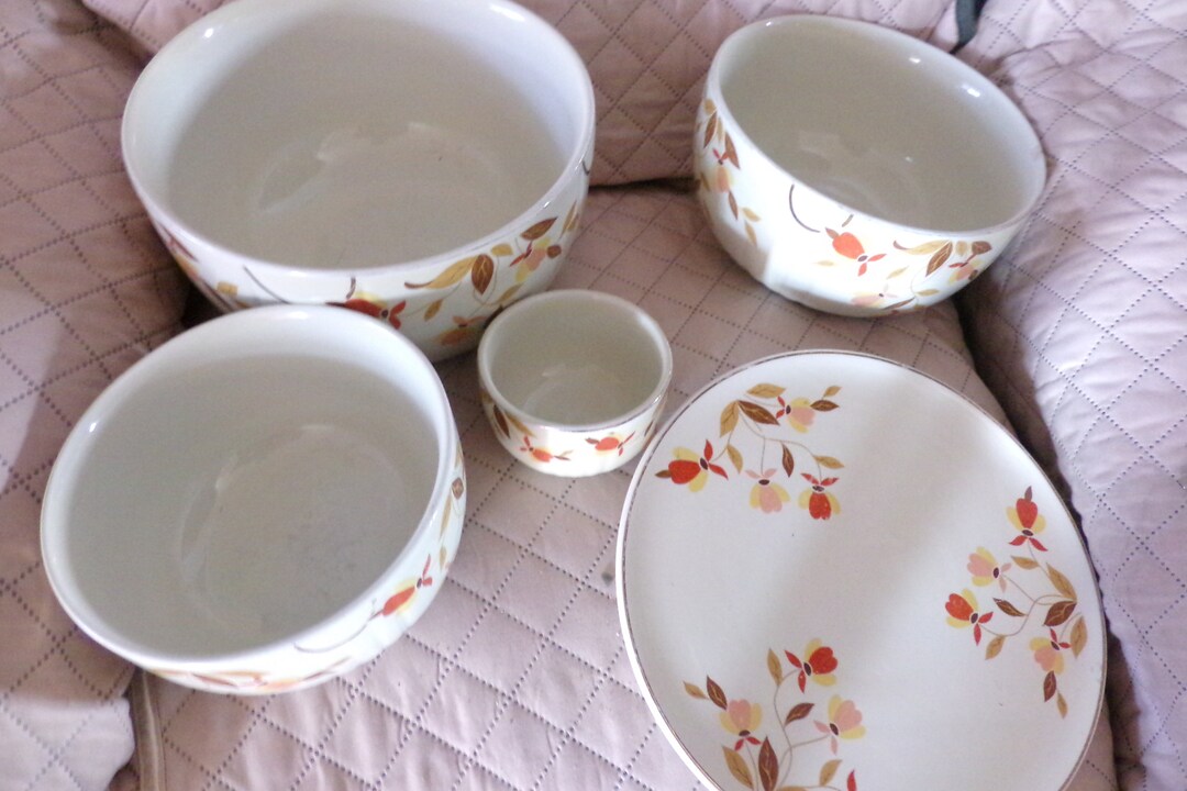 Vintage Hall's Superior Quality Autumn Leaf Dinnerware Nesting Bowls ...