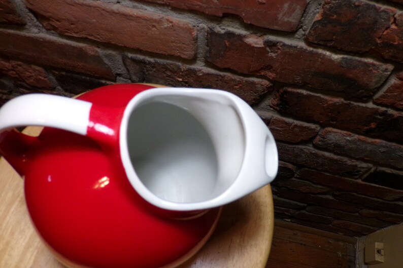1940's Hall Ball Red Pitcher, Red Ball Pitcher Jug W/white Handle ...