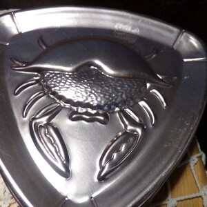 Vintage Set of 3 Pink Aluminum Crab & Fruit Jell-o Molds West Bend ...