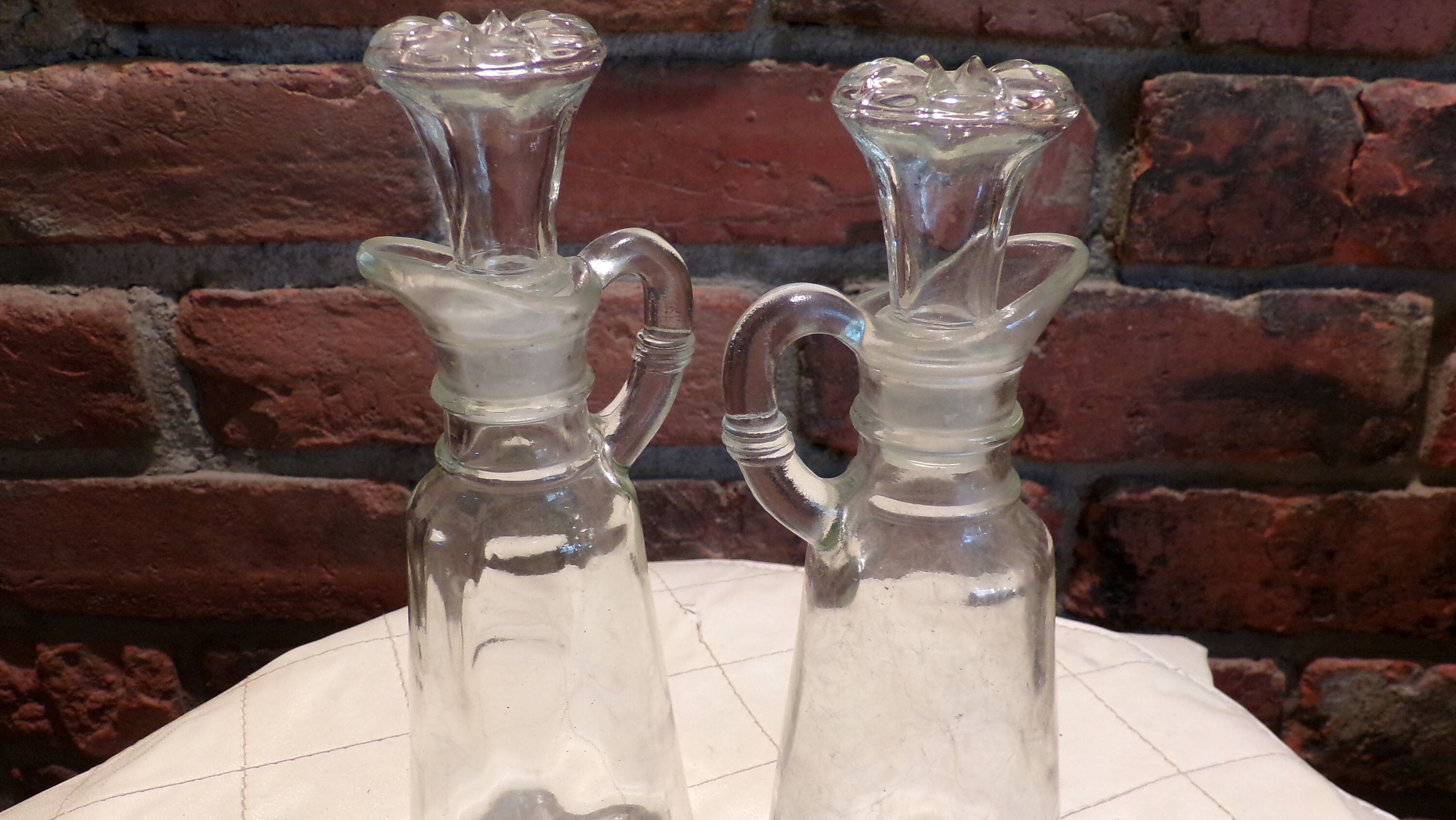 Vintage Anchor Hocking Cruet Set Glass Oil and Vinegar Set - Etsy