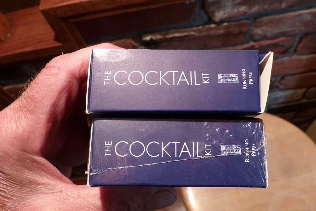 The Cocktail Kit Includes 6 Drink Marker and More, NOS Cocktail Kit ...