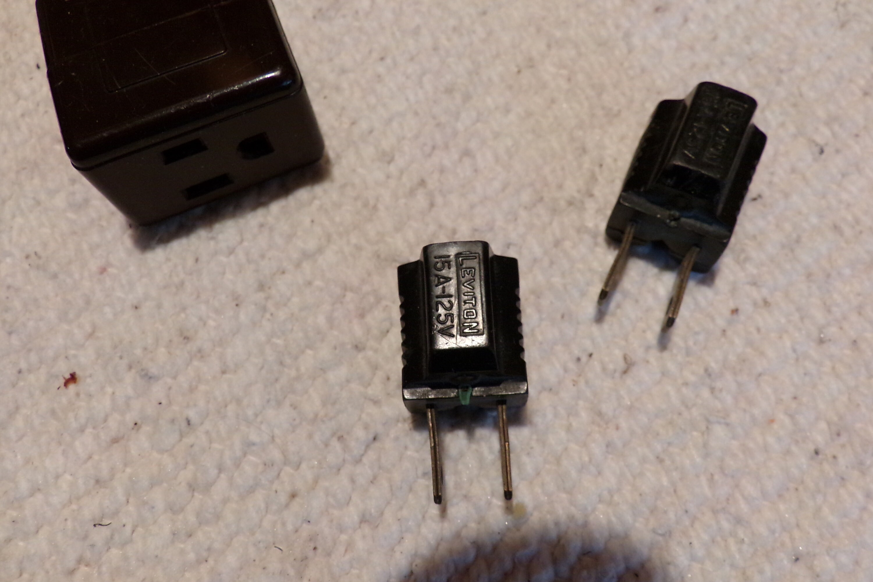 Leviton Adapters Brown Bakelite Plugs 3 brown 1950s plug | Etsy