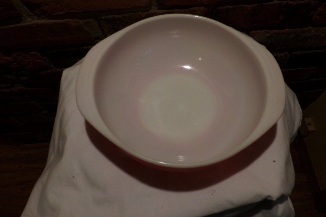 Vintage Pyrex 2 Qt Flamingo Pink Bowl, Vintage Pyrex, Pink Bowl ...