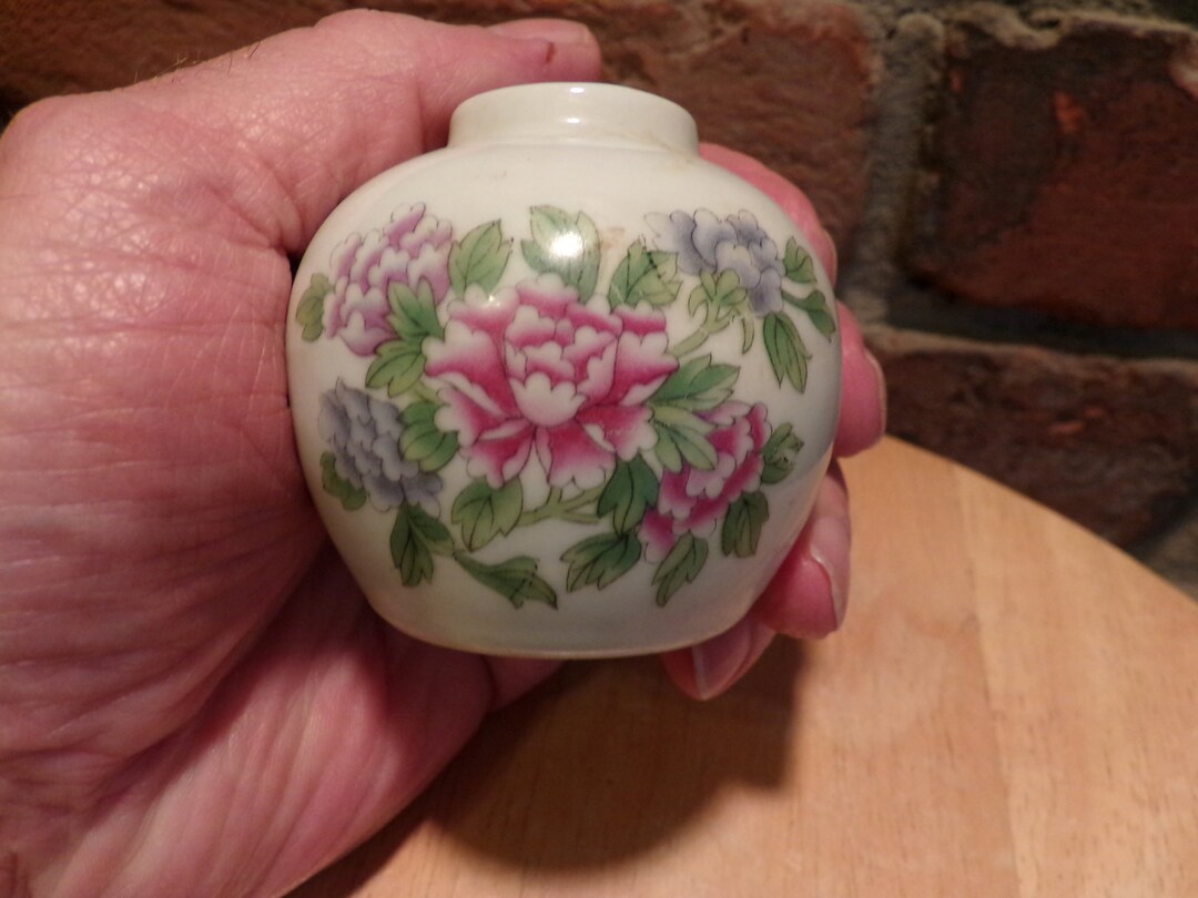 Vintage Floral Mini Vase, 1970's China Little Vase, Floral Vase, Small Vase, Pink Floral Décor ...