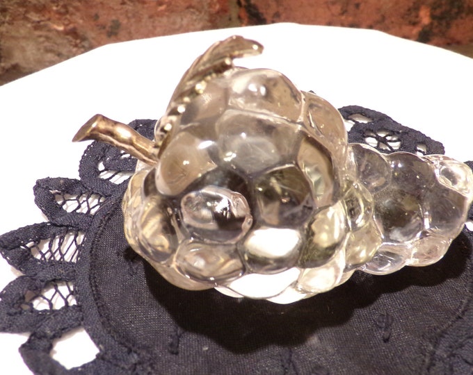 Vintage Crystal & Brass Grape Cluster, Crystal Grapes Paper Weight, Grapes Glass Figurine ...