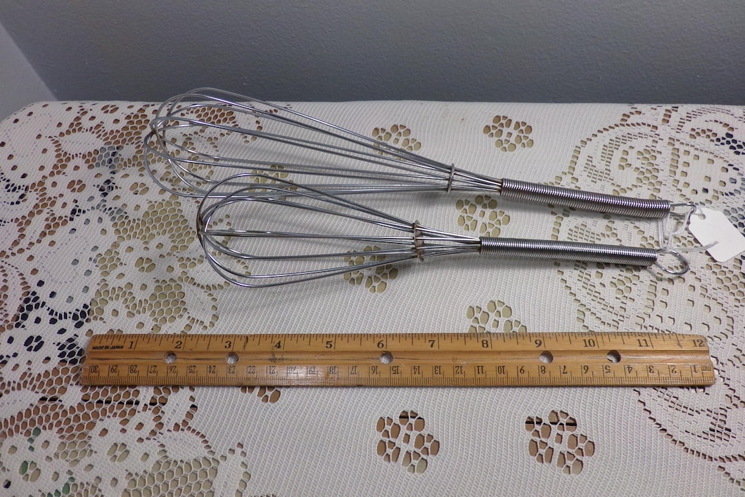Vintage Metal Wire Whisk Egg Beater, Vintage Whisks, 1980’s Wire Whisk ...