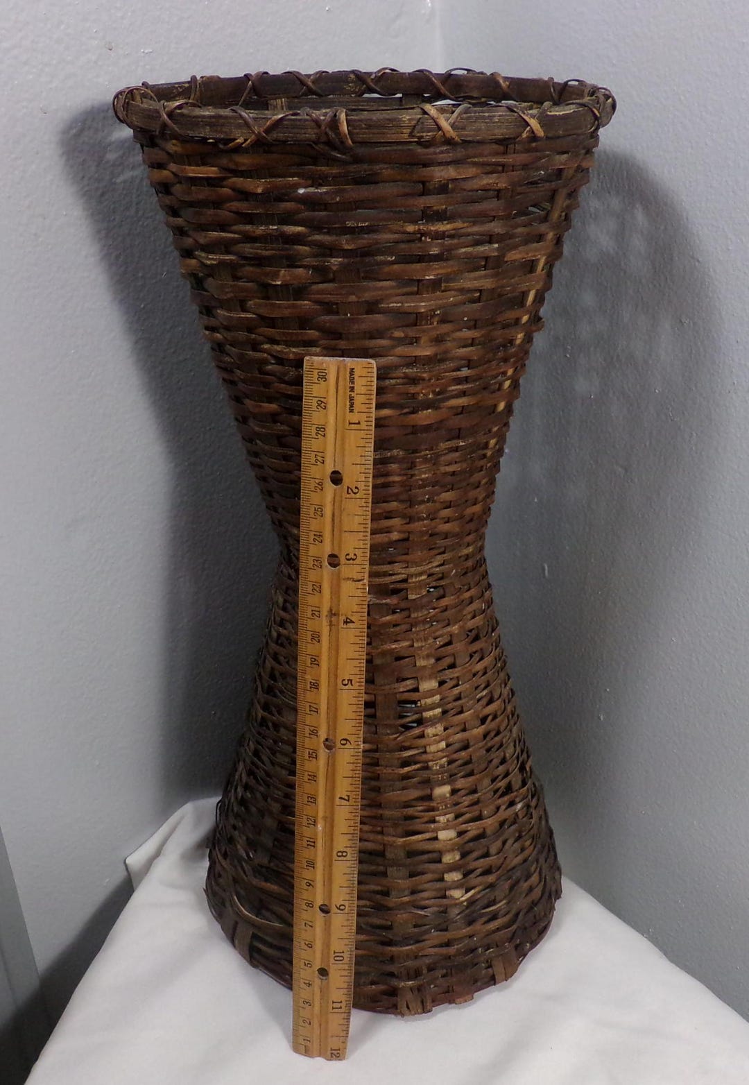 Vintage Tall Wicker Hour Glass Shaped Vase, 1970’s 15” Decorative ...