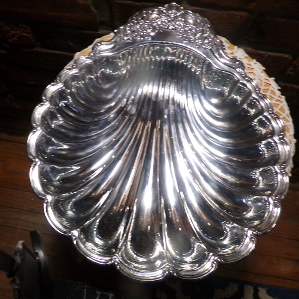 Clam Shell Bowl - Etsy