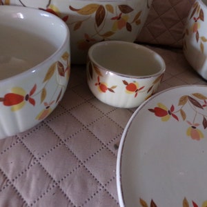 Vintage Hall's Superior Quality Autumn Leaf Dinnerware Nesting Bowls ...