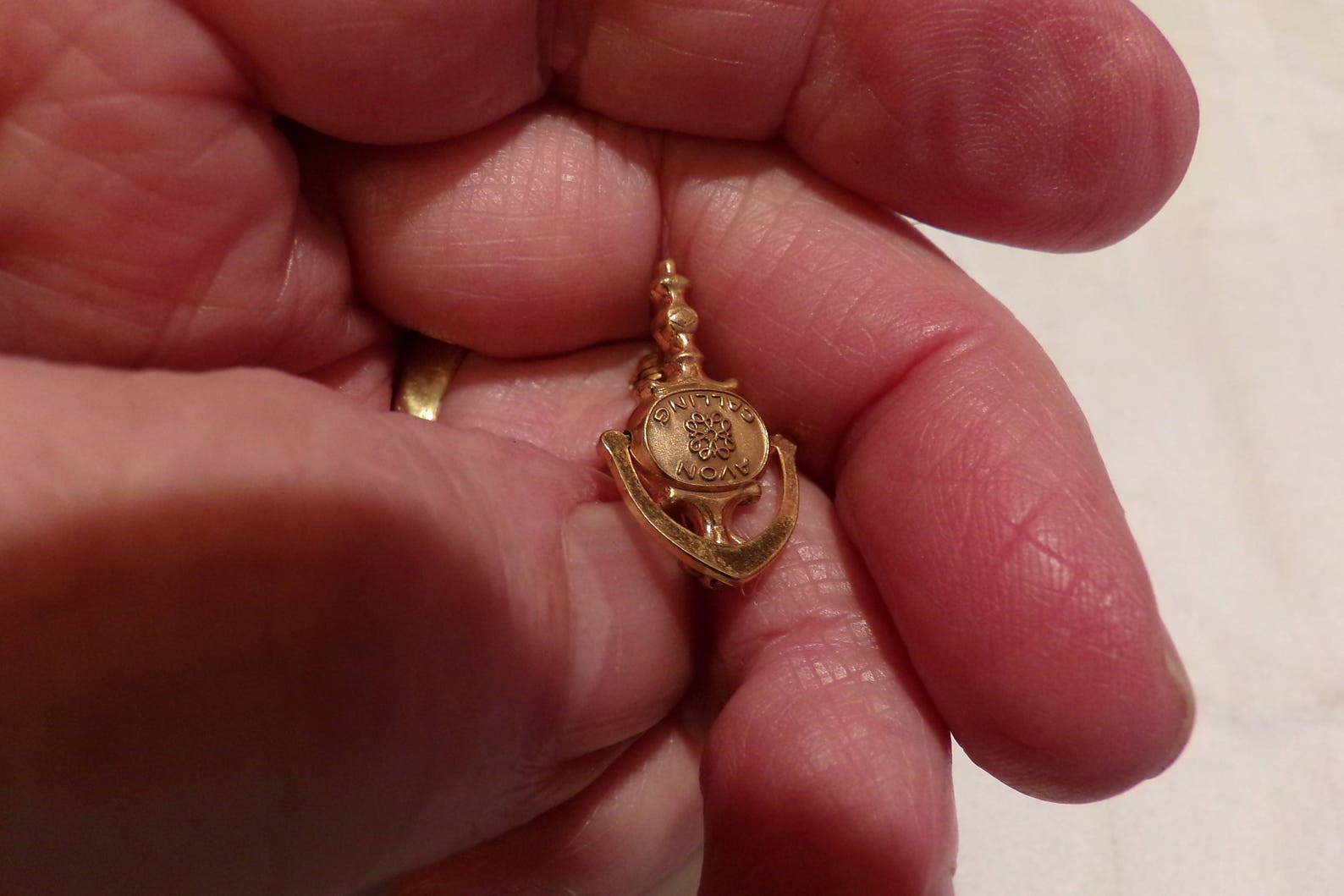 Avon Calling Lapel Pin Vintage Avon Calling Pin/brooch 1960 | Etsy