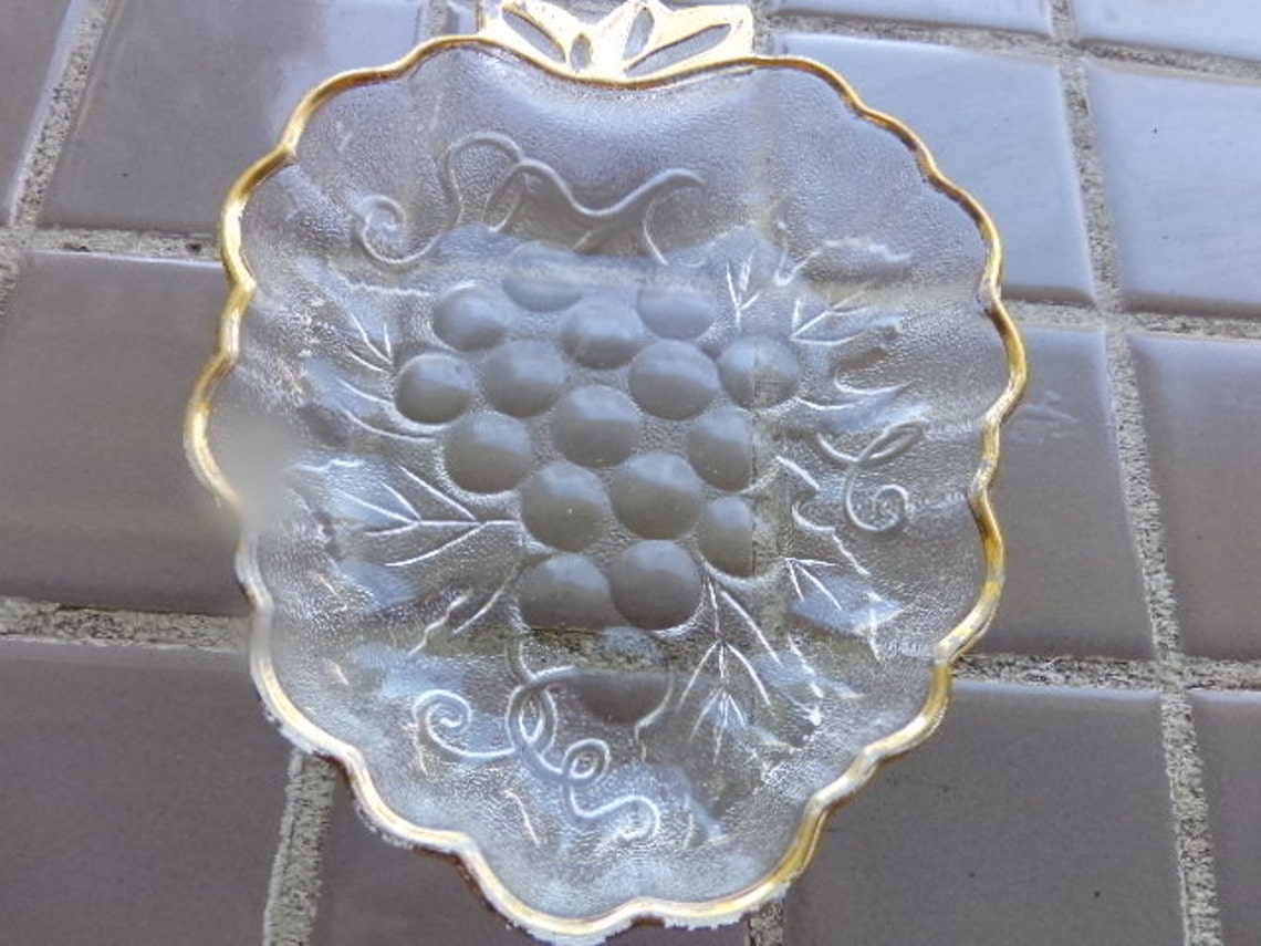 Vintage Glass Grape Pattern Dish Trinket Dish Grape Pattern - Etsy