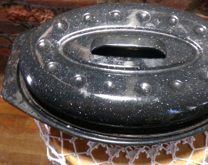 Vintage Black Speckled Enamel Small Oval Roaster Pan W/lid, Enamelware ...