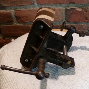 Antique Champion Clamp on Bench Vise, Geneva OH Bench Vise, Old Bench ...