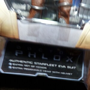 Star Trek Enterprise Away Team Doctor Phlox Action Figure, Art Asylum ...