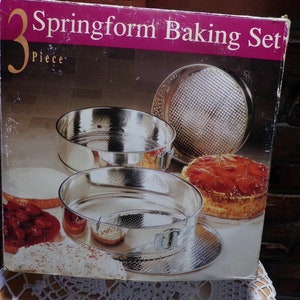 Vintage Springform Pans, 3-piece Cake Pan Set, 3 Buckle Metal Tin ...