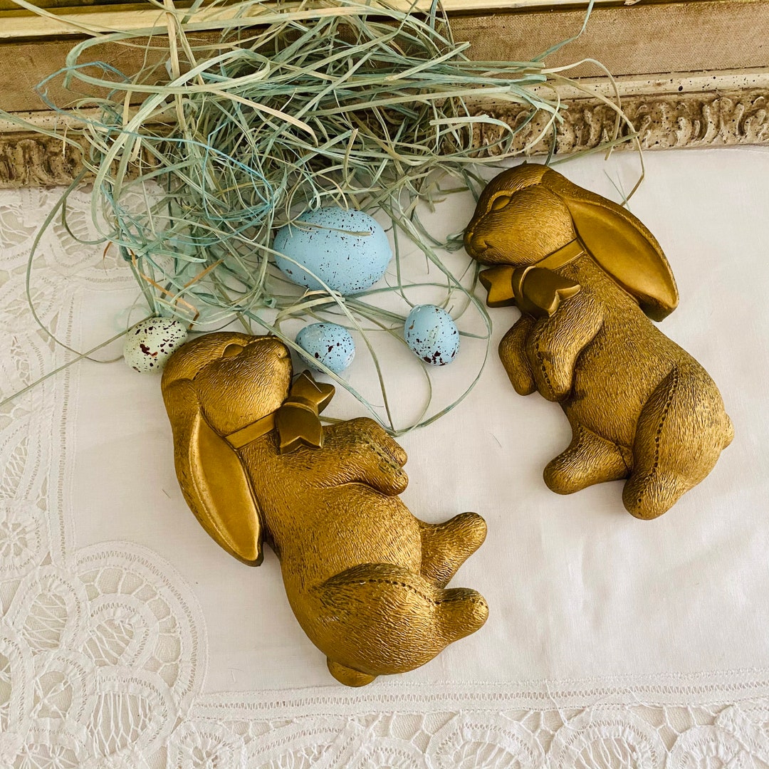 Sweet Vintage Chalk Ware Bunny Rabbit Wall Plaques Set of 2 Miller ...