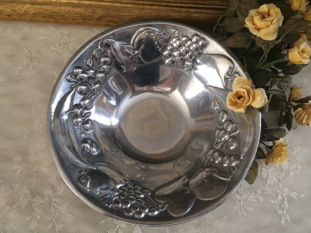 Wilton Company Pewter Fruit Bowl - Etsy