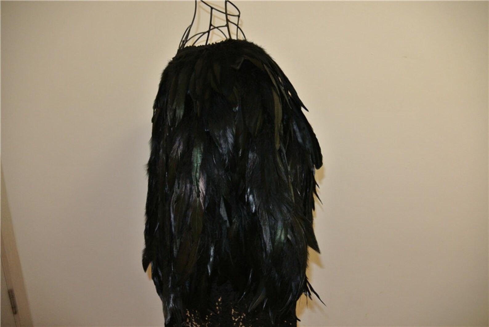 Black Feather Cape Feather Jacket Rooster Feather Cape 5 Ply - Etsy