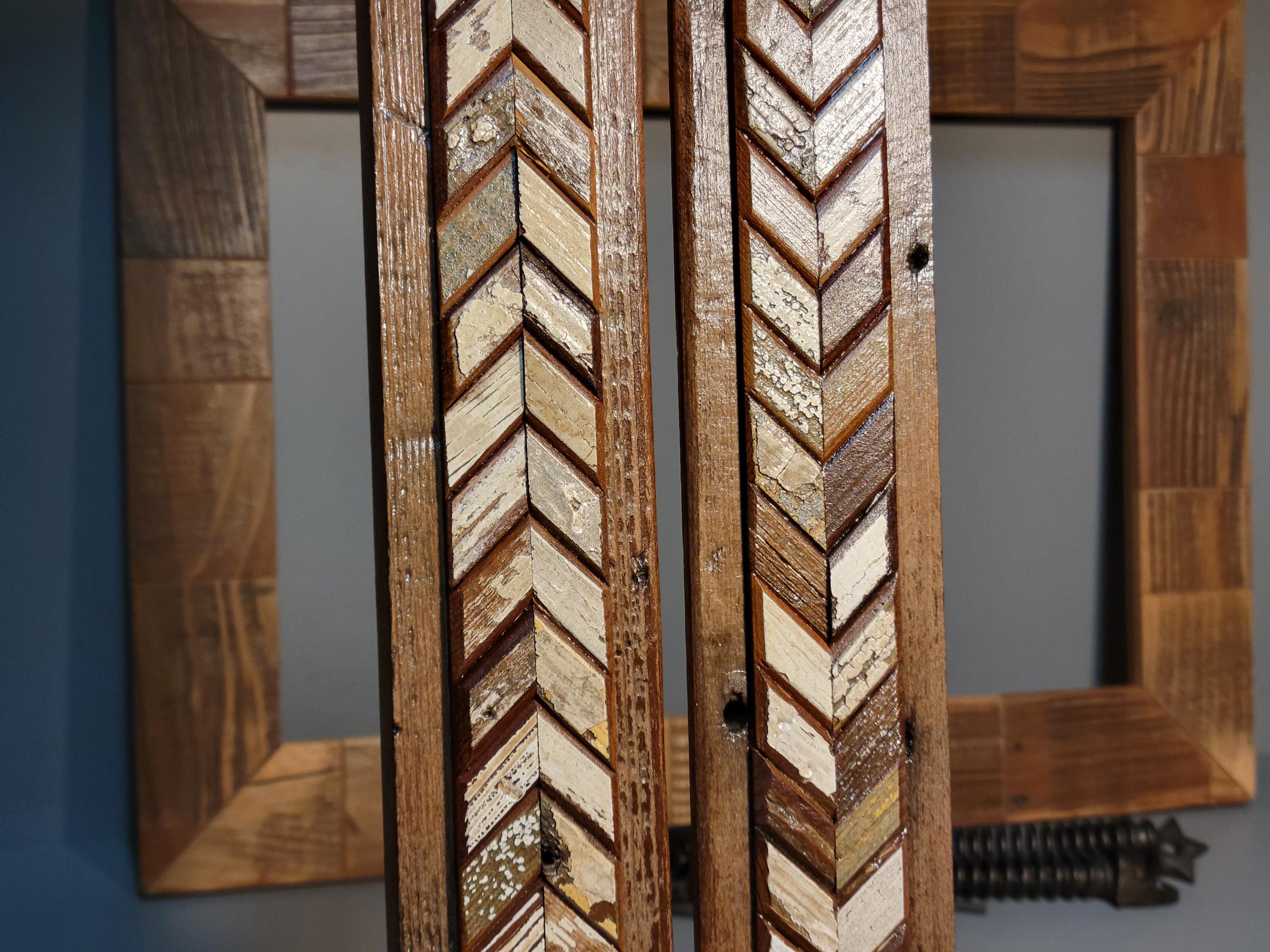 Rustic Wood Molding Strips. Picture Mirror Frame Sculpted, Materials ...
