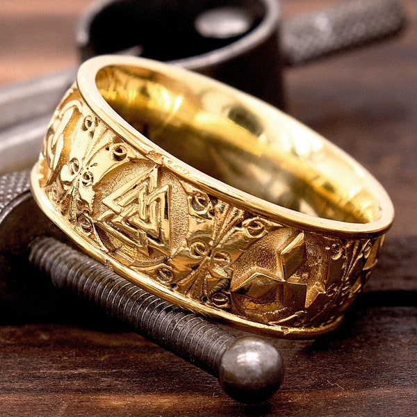 Medieval Ring - Etsy