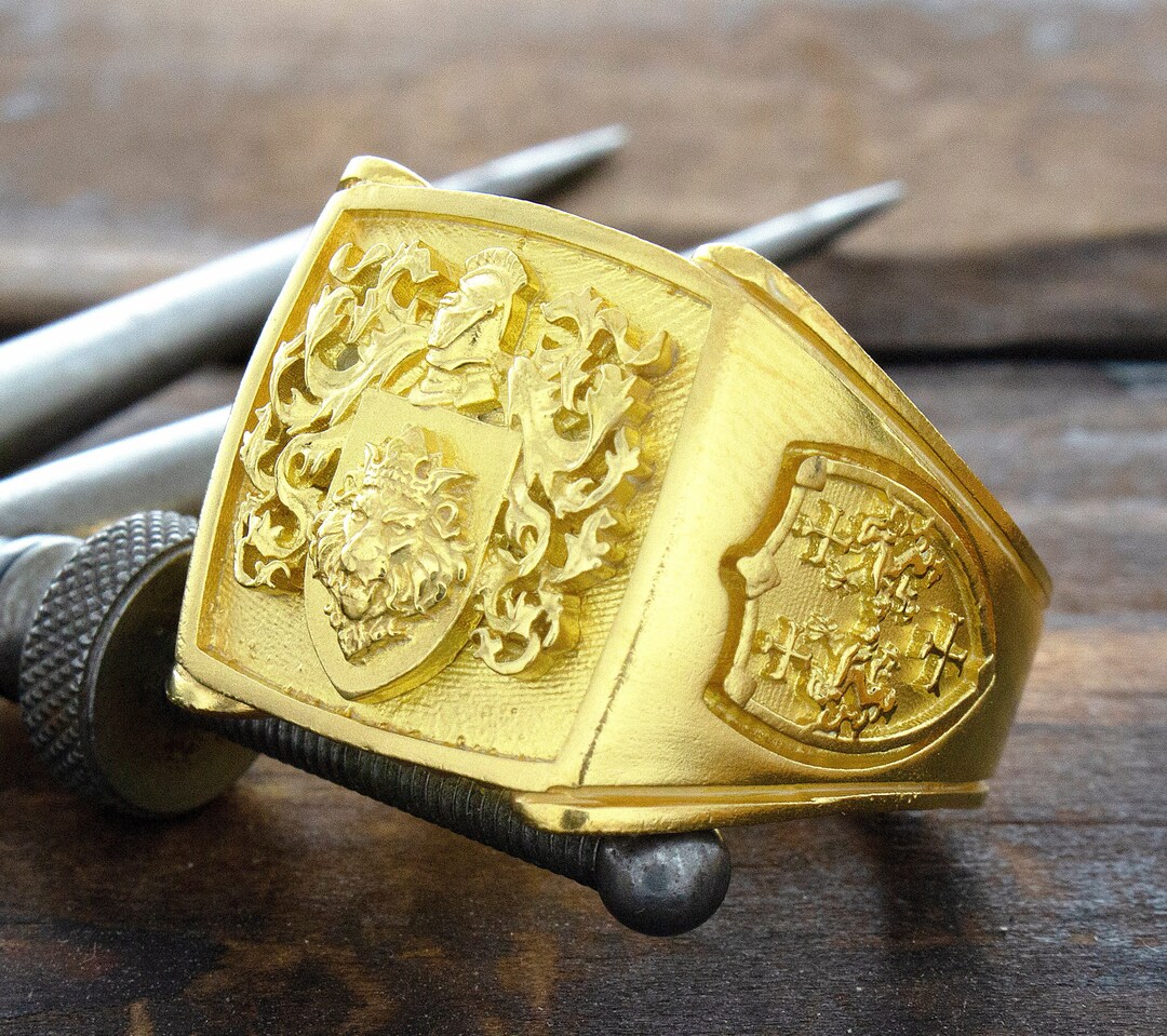 Men's Signet Ring, Family Crest Ring, Custom Made Ring, Statement Ring ...