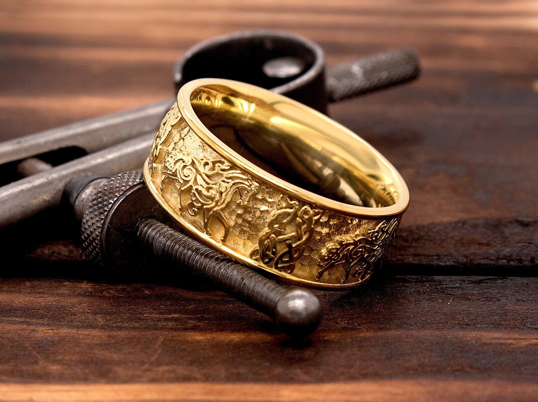 Gold Celtic Ring Featuring Galloping Horses, Celtic Knot Ring, Horse ...