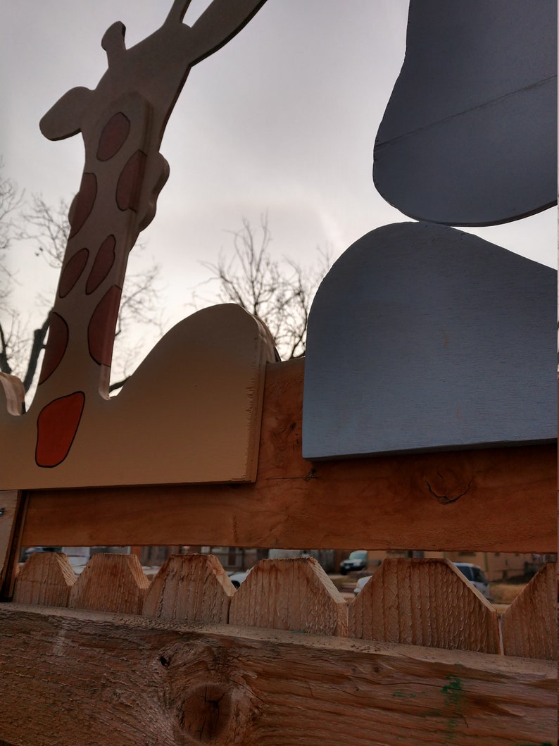 Giraffe Fence Peeker Yard Art Garden Playground School - Etsy