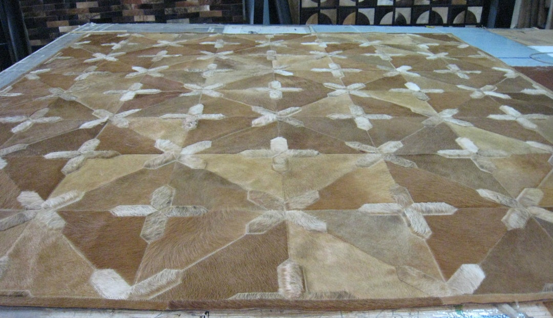 Cowhide Patchwork Rug RAW Leather Argentina COWHIDE Patchwork RUGS Free ...